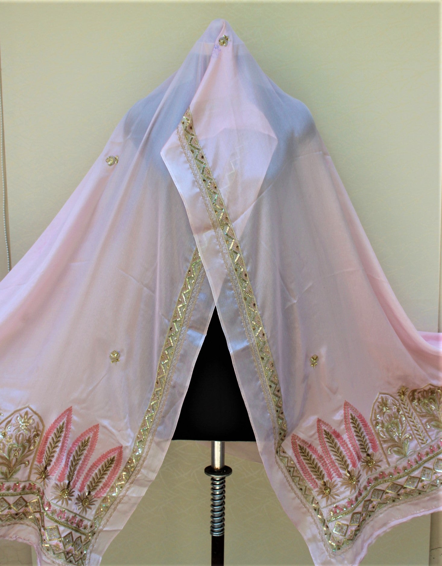 Products – Aman Sandhu Boutique